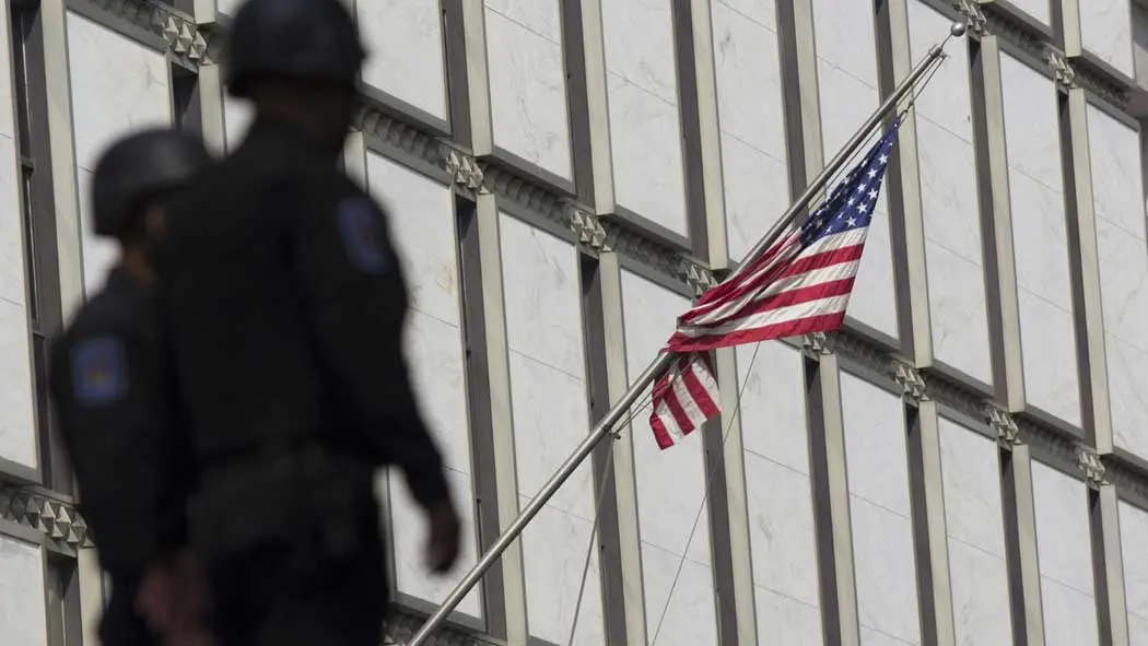 Brian Jeffrey Raymond funcionario de EU acusado de abusar de mujeres